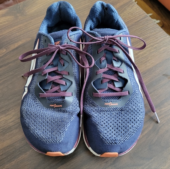 Altra | Shoes | Altra Natural Foot Shape Wide Toe Sneaker Women Size 9 ...